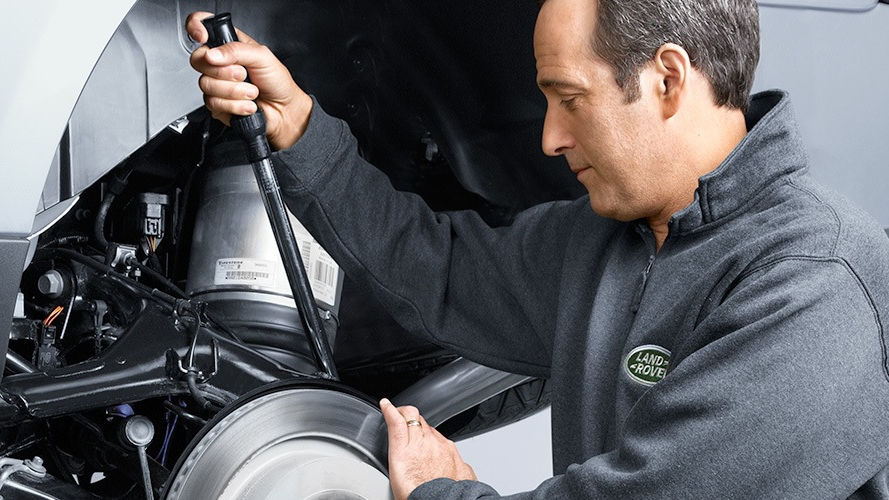 Land Rover Maintenance | Ownership | Land Rover UK